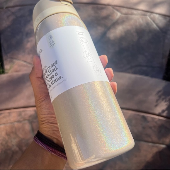 owala | Dining | Owala Holiday Magic 32oz | Poshmark